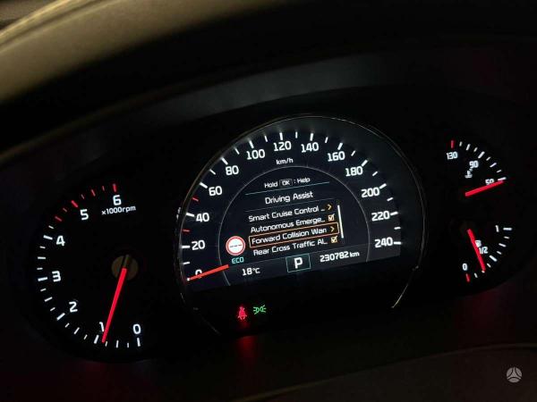 Balts Kia Sorento 2017 Marijampole, ar dzinēja tilpumu 2.20 L un nobraukumu 231 tūkst. km par 16999 €, foto 4 vietnē AUTOMOTO.COM.LV