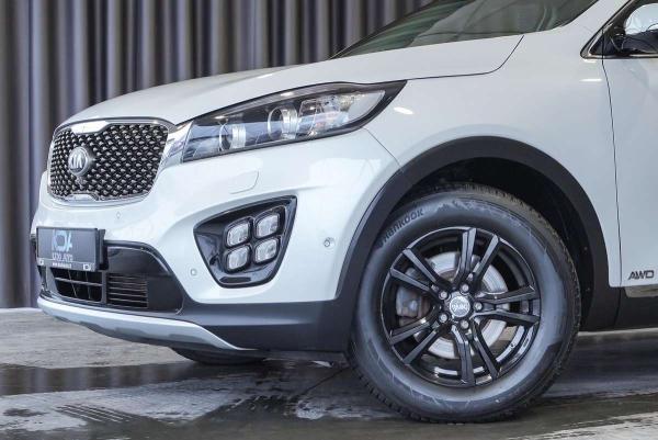 Balts Kia Sorento 2017 Marijampole, ar dzinēja tilpumu 2.20 L un nobraukumu 211 tūkst. km par 15450 €, foto 6 vietnē AUTOMOTO.COM.LV