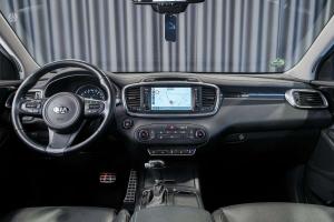 Balts Kia Sorento 2017 Marijampole, ar dzinēja tilpumu 2.20 L un nobraukumu 211 tūkst. km par 15450 €, foto 18 vietnē AUTOMOTO.COM.LV