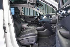 Balts Kia Sorento 2017 Marijampole, ar dzinēja tilpumu 2.20 L un nobraukumu 211 tūkst. km par 15450 €, foto 37 vietnē AUTOMOTO.COM.LV