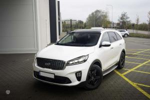 White Kia Sorento 2018 in Vilnius, with an engine capacity of 2.20 L and mileage of 203 thousand km for 18000 €, photo  on AUTOMOTO.COM.LV