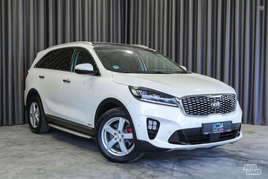 White Kia Sorento 2018 in Marijampole, with an engine capacity of 2.20 L and mileage of 128 thousand km for 20950 €, photo 1 on AUTOMOTO.COM.LV