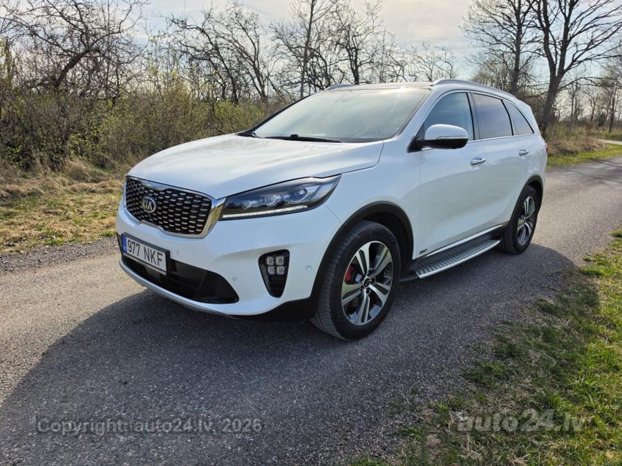 Balts Kia Sorento 2018 Tallina, ar dzinēja tilpumu 2.20 L un nobraukumu 147 tūkst. km par 22000 €, foto 1 vietnē AUTOMOTO.COM.LV