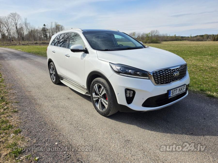 Balts Kia Sorento 2018 Tallina, ar dzinēja tilpumu 2.20 L un nobraukumu 147 tūkst. km par 22000 €, foto 4 vietnē AUTOMOTO.COM.LV