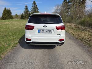 Balts Kia Sorento 2018 Tallina, ar dzinēja tilpumu 2.20 L un nobraukumu 147 tūkst. km par 22000 €, foto 7 vietnē AUTOMOTO.COM.LV