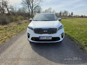 Balts Kia Sorento 2018 Tallina, ar dzinēja tilpumu 2.20 L un nobraukumu 147 tūkst. km par 22000 €, foto 8 vietnē AUTOMOTO.COM.LV