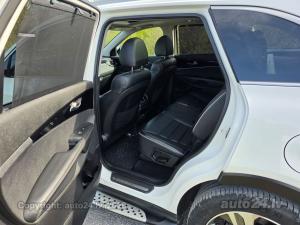 Balts Kia Sorento 2018 Tallina, ar dzinēja tilpumu 2.20 L un nobraukumu 147 tūkst. km par 22000 €, foto 12 vietnē AUTOMOTO.COM.LV