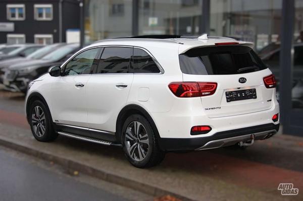 Balts Kia Sorento 2019 Kauņa, ar dzinēja tilpumu 2.20 L un nobraukumu 98 tūkst. km par 30609 €, foto 8 vietnē AUTOMOTO.COM.LV