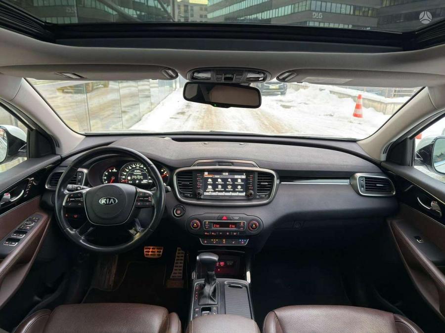 Balts Kia Sorento 2019 Viļņa, ar dzinēja tilpumu 2.20 L un nobraukumu 85 tūkst. km par 25900 €, foto 5 vietnē AUTOMOTO.COM.LV