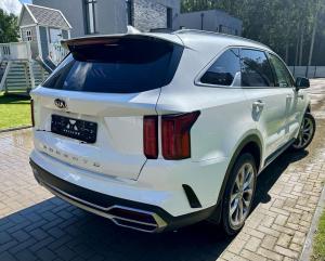 Balts Kia Sorento 2020 Viļņa, ar dzinēja tilpumu 2.15 L un nobraukumu 106 tūkst. km par 22900 €, foto 6 vietnē AUTOMOTO.COM.LV