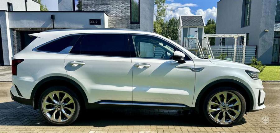 Balts Kia Sorento 2020 Viļņa, ar dzinēja tilpumu 2.15 L un nobraukumu 106 tūkst. km par 22900 €, foto 15 vietnē AUTOMOTO.COM.LV