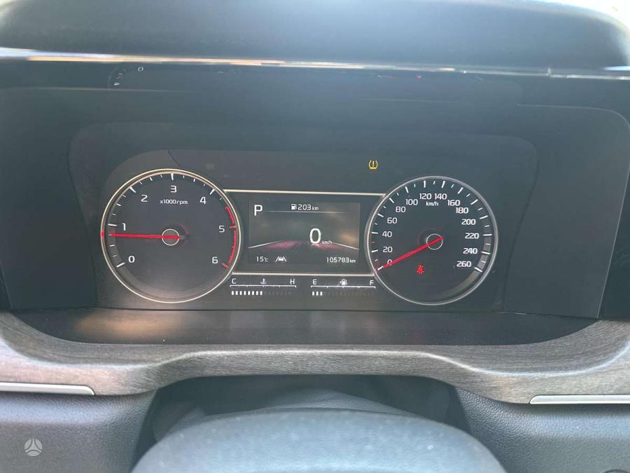 Balts Kia Sorento 2020 Viļņa, ar dzinēja tilpumu 2.15 L un nobraukumu 106 tūkst. km par 22900 €, foto 22 vietnē AUTOMOTO.COM.LV