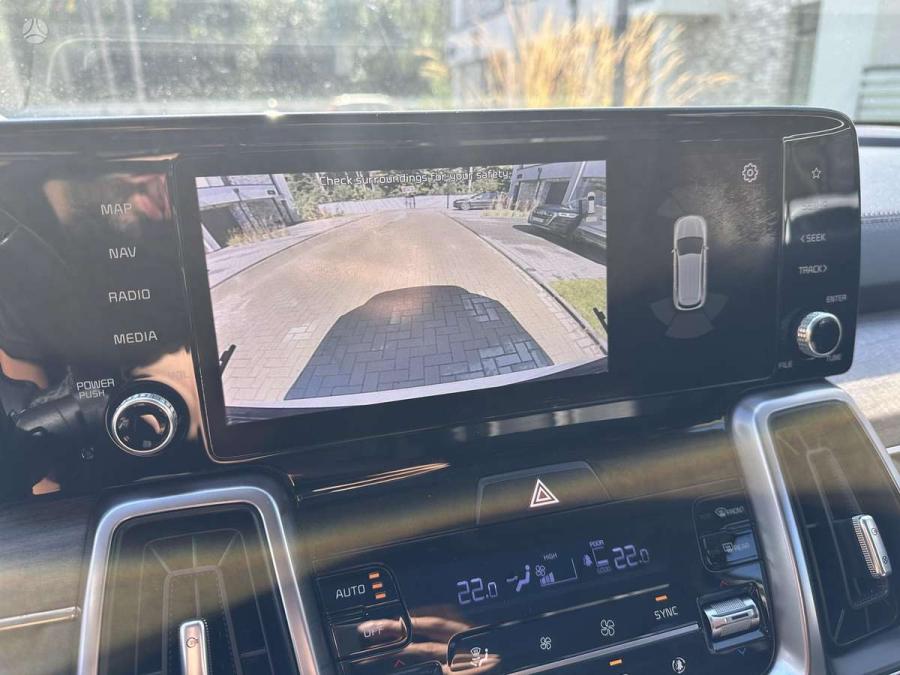 Balts Kia Sorento 2020 Viļņa, ar dzinēja tilpumu 2.15 L un nobraukumu 106 tūkst. km par 22900 €, foto 23 vietnē AUTOMOTO.COM.LV