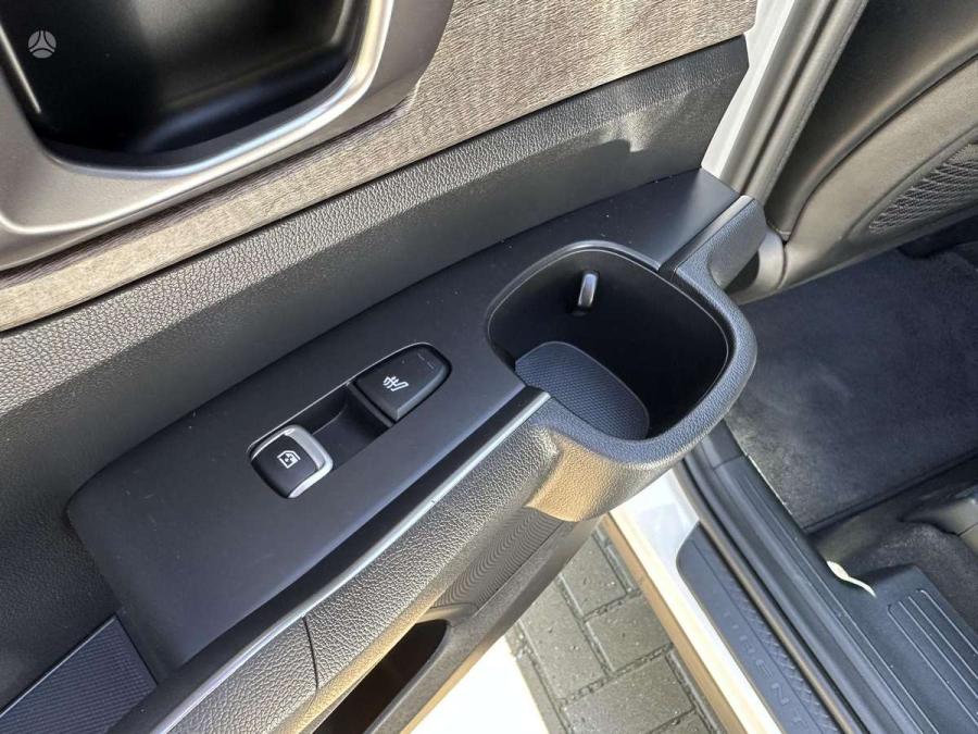 Balts Kia Sorento 2020 Viļņa, ar dzinēja tilpumu 2.15 L un nobraukumu 106 tūkst. km par 22900 €, foto 27 vietnē AUTOMOTO.COM.LV