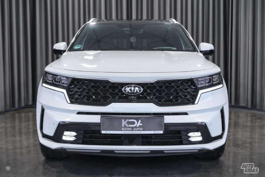 Balts Kia Sorento 2021 Marijampole, ar dzinēja tilpumu 2.20 L un nobraukumu 76 tūkst. km par 32850 €, foto 3 vietnē AUTOMOTO.COM.LV