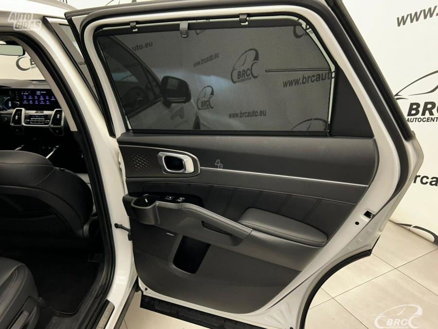 Balts Kia Sorento 2021 Avižieniai, ar dzinēja tilpumu 1.60 L un nobraukumu 54 tūkst. km par 32500 €, foto 30 vietnē AUTOMOTO.COM.LV