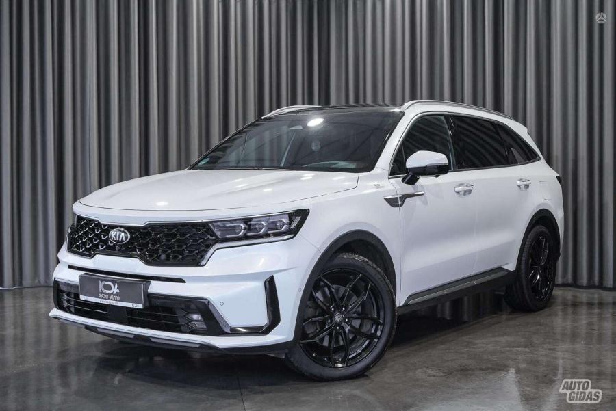 White Kia Sorento 2021 in Marijampole, with an engine capacity of 2.20 L and mileage of 76 thousand km for 31850 €, photo 6 on AUTOMOTO.COM.LV