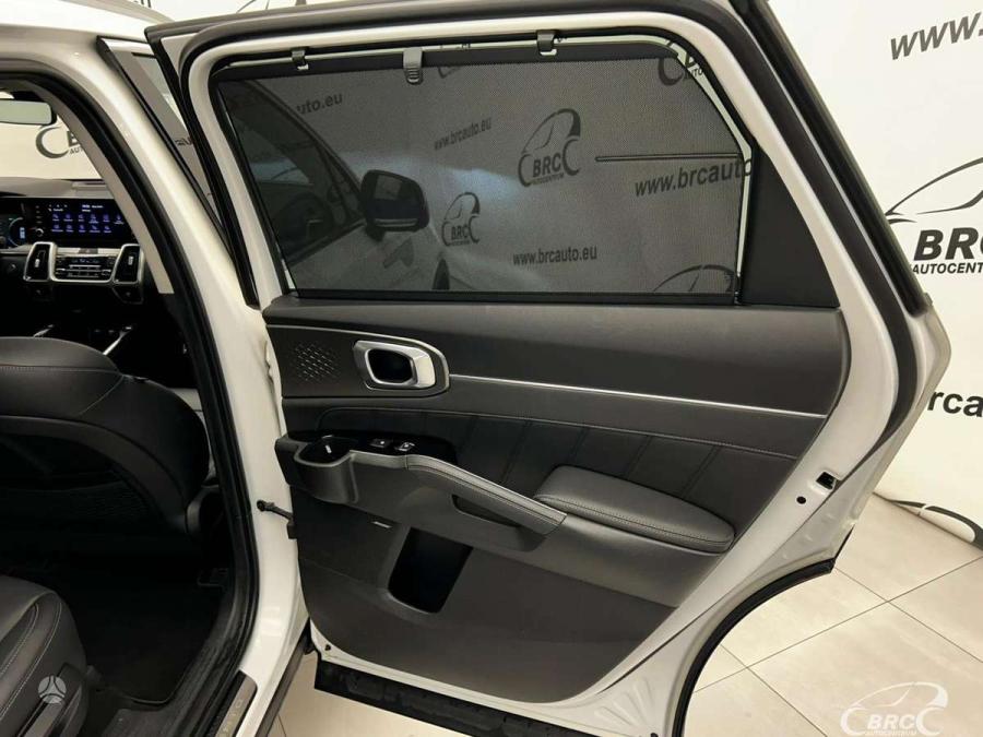 Balts Kia Sorento 2021 Viļņa, ar dzinēja tilpumu 1.60 L un nobraukumu 54 tūkst. km par 31900 €, foto 31 vietnē AUTOMOTO.COM.LV