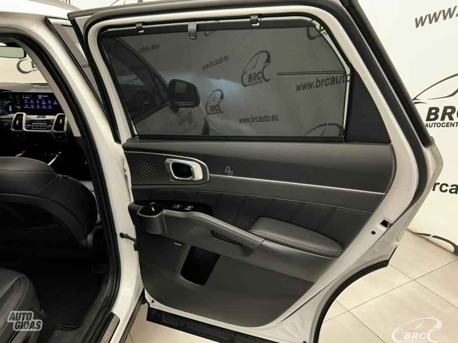 Белый Киа Соренто 2021 в Авиженяй, объемом двигателя 1.60 л и пробегом 54 тыс. км за 31900 €, фото 30 на AUTOMOTO.COM.LV