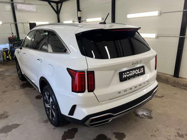 Balts Kia Sorento 2021 Viļņa, ar dzinēja tilpumu 2.15 L un nobraukumu 201 tūkst. km par 19118 €, foto 8 vietnē AUTOMOTO.COM.LV