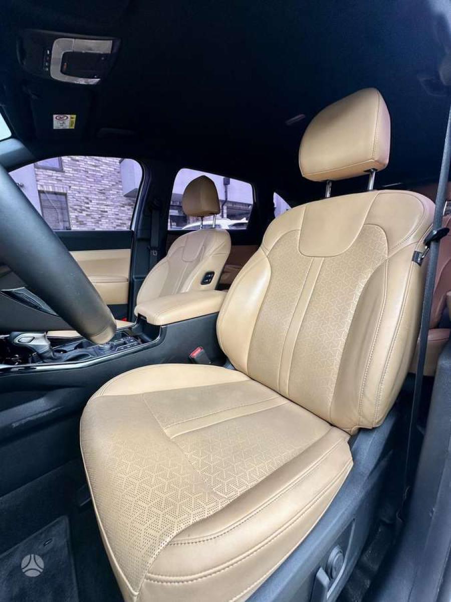 Balts Kia Sorento 2021 Viļņa, ar dzinēja tilpumu 2.15 L un nobraukumu 230 tūkst. km par 14250 €, foto 23 vietnē AUTOMOTO.COM.LV