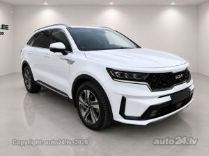 Белый Киа Соренто 2022 в Таллин, объемом двигателя 1.60 л и пробегом 96 тыс. км за 34900 €, фото 4 на AUTOMOTO.COM.LV