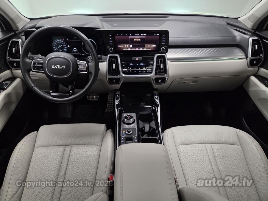 Balts Kia Sorento 2023 Tallina, ar dzinēja tilpumu 2.20 L un nobraukumu 52 tūkst. km par 46900 €, foto 8 vietnē AUTOMOTO.COM.LV