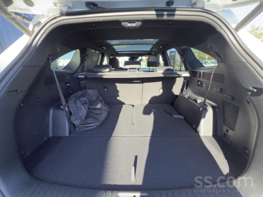 Balts Kia Sorento 2023 Jelgava, ar dzinēja tilpumu 1.60 L un nobraukumu 33 tūkst. km par 47900 €, foto 7 vietnē AUTOMOTO.COM.LV