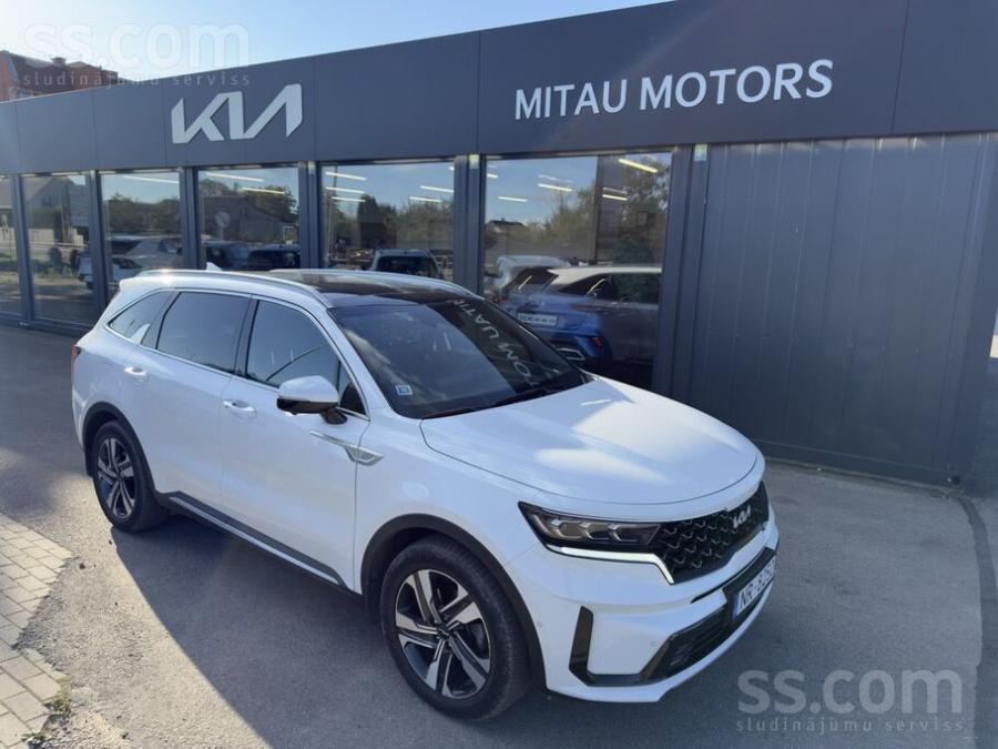 Balts Kia Sorento 2023 Jelgava, ar dzinēja tilpumu 1.60 L un nobraukumu 33 tūkst. km par 47900 €, foto 12 vietnē AUTOMOTO.COM.LV