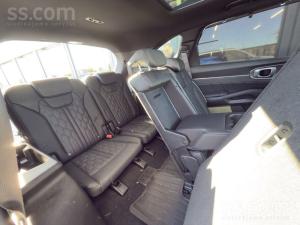 Balts Kia Sorento 2023 Jelgava, ar dzinēja tilpumu 1.60 L un nobraukumu 33 tūkst. km par 47900 €, foto 19 vietnē AUTOMOTO.COM.LV