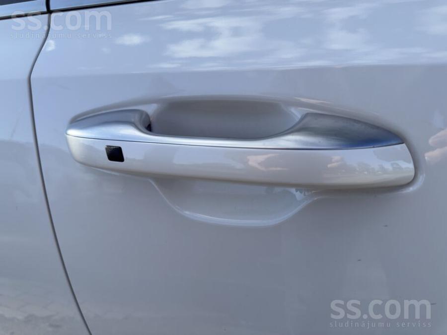Balts Kia Sorento 2023 Jelgava, ar dzinēja tilpumu 1.60 L un nobraukumu 33 tūkst. km par 47900 €, foto 32 vietnē AUTOMOTO.COM.LV