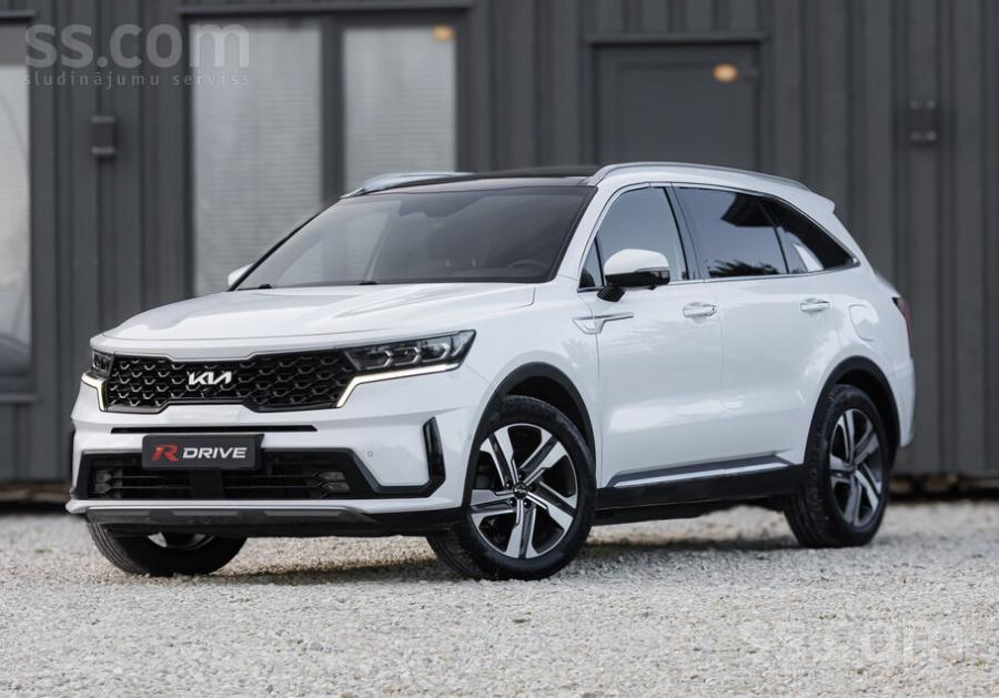Balts Kia Sorento 2023 Jelgava, ar dzinēja tilpumu 1.60 L un nobraukumu 63 tūkst. km par 39900 €, foto 4 vietnē AUTOMOTO.COM.LV