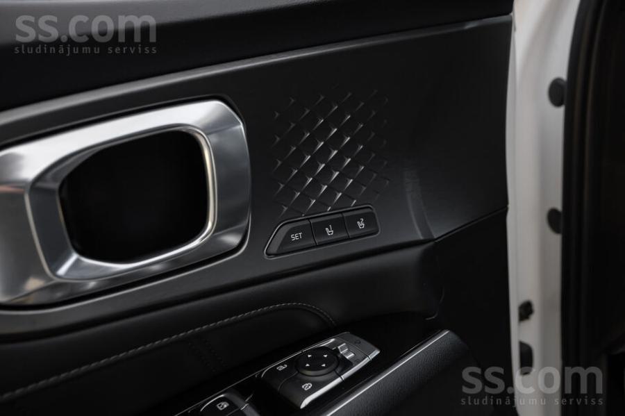 Balts Kia Sorento 2023 Jelgava, ar dzinēja tilpumu 1.60 L un nobraukumu 63 tūkst. km par 39900 €, foto 32 vietnē AUTOMOTO.COM.LV