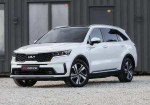 Balts Kia Sorento 2023 Jelgava, ar dzinēja tilpumu 1.60 L un nobraukumu 63 tūkst. km par 39900 €, foto 4 vietnē AUTOMOTO.COM.LV