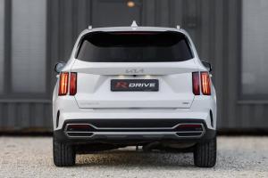 Balts Kia Sorento 2023 Jelgava, ar dzinēja tilpumu 1.60 L un nobraukumu 63 tūkst. km par 39900 €, foto 7 vietnē AUTOMOTO.COM.LV
