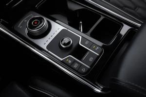 Balts Kia Sorento 2023 Jelgava, ar dzinēja tilpumu 1.60 L un nobraukumu 63 tūkst. km par 39900 €, foto 15 vietnē AUTOMOTO.COM.LV