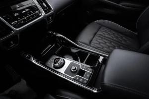 Balts Kia Sorento 2023 Jelgava, ar dzinēja tilpumu 1.60 L un nobraukumu 63 tūkst. km par 39900 €, foto 16 vietnē AUTOMOTO.COM.LV
