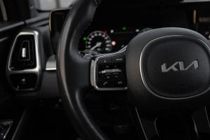 Balts Kia Sorento 2023 Jelgava, ar dzinēja tilpumu 1.60 L un nobraukumu 63 tūkst. km par 39900 €, foto 29 vietnē AUTOMOTO.COM.LV