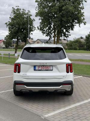 Balts Kia Sorento 2024 Šauļi, ar dzinēja tilpumu 2.15 L un nobraukumu 68 tūkst. km par 38850 €, foto 6 vietnē AUTOMOTO.COM.LV