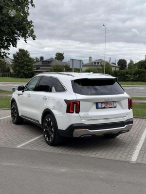 Balts Kia Sorento 2024 Šauļi, ar dzinēja tilpumu 2.15 L un nobraukumu 68 tūkst. km par 38850 €, foto 7 vietnē AUTOMOTO.COM.LV