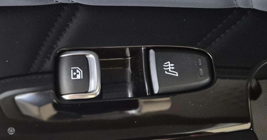 Balts Kia Sorento 2024 Šauļi, ar dzinēja tilpumu 2.15 L un nobraukumu 69 tūkst. km par 39900 €, foto 21 vietnē AUTOMOTO.COM.LV