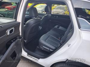 Balts Kia Sorento 2025 Tallina, ar dzinēja tilpumu 2.20 L un nobraukumu 27 tūkst. km par 54900 €, foto 9 vietnē AUTOMOTO.COM.LV