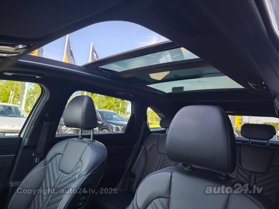 Balts Kia Sorento 2025 Tallina, ar dzinēja tilpumu 2.20 L un nobraukumu 27 tūkst. km par 54900 €, foto 15 vietnē AUTOMOTO.COM.LV
