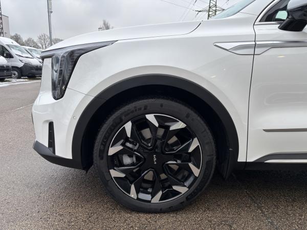 Balts Kia Sorento 2025 Rīga, ar dzinēja tilpumu 2.20 L un nobraukumu 21 tūkst. km par 5540000 €, foto 4 vietnē AUTOMOTO.COM.LV
