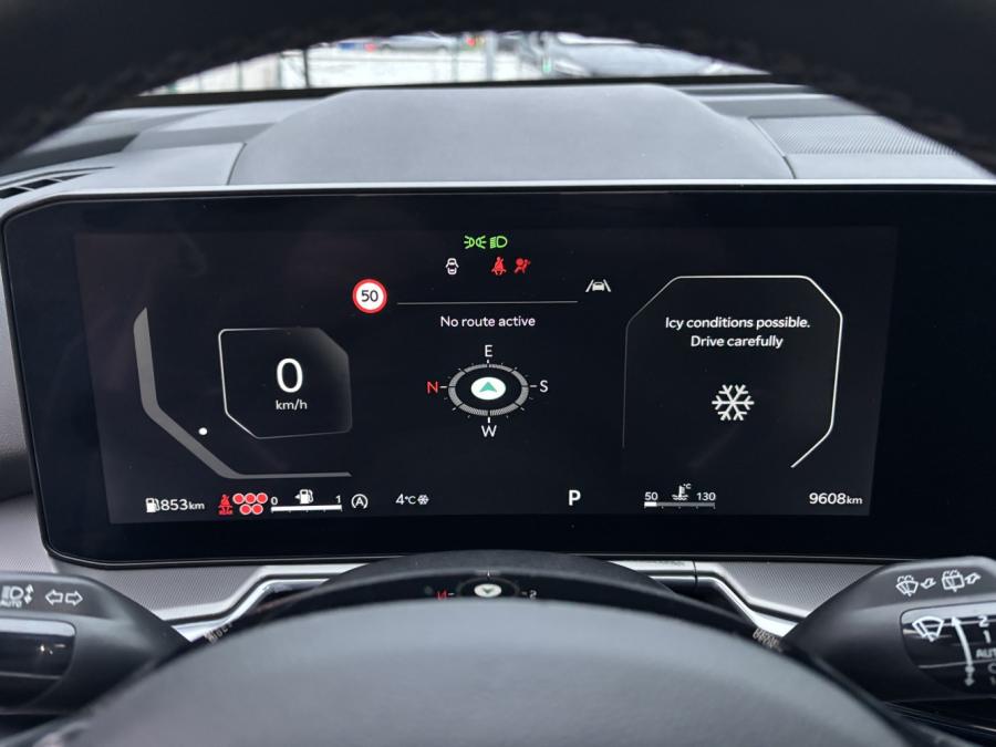 Balts Kia Sorento 2025 Rīga, ar dzinēja tilpumu 2.20 L un nobraukumu 21 tūkst. km par 5540000 €, foto 17 vietnē AUTOMOTO.COM.LV