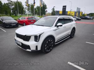 Balts Kia Sorento 2025 Tallina, ar dzinēja tilpumu 2.20 L un nobraukumu 49 tūkst. km par 50490 €, foto 4 vietnē AUTOMOTO.COM.LV