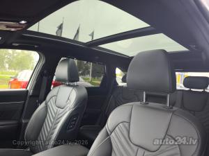 Balts Kia Sorento 2025 Tallina, ar dzinēja tilpumu 2.20 L un nobraukumu 49 tūkst. km par 50490 €, foto 13 vietnē AUTOMOTO.COM.LV