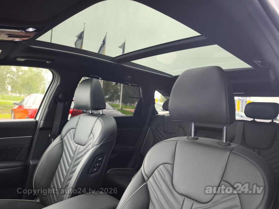 Balts Kia Sorento 2025 Tallina, ar dzinēja tilpumu 2.20 L un nobraukumu 49 tūkst. km par 50490 €, foto 13 vietnē AUTOMOTO.COM.LV