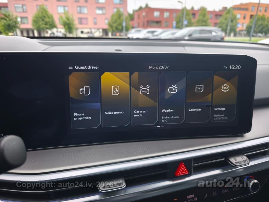 Balts Kia Sorento 2025 Tallina, ar dzinēja tilpumu 2.20 L un nobraukumu 49 tūkst. km par 50490 €, foto 17 vietnē AUTOMOTO.COM.LV