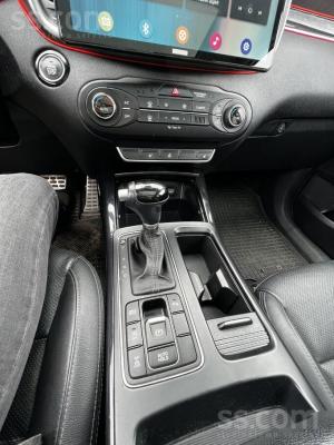 Balts Kia Sorento 2015 Rīga, ar dzinēja tilpumu 2.20 L un nobraukumu 248 tūkst. km par 13500 €, foto 11 vietnē AUTOMOTO.COM.LV